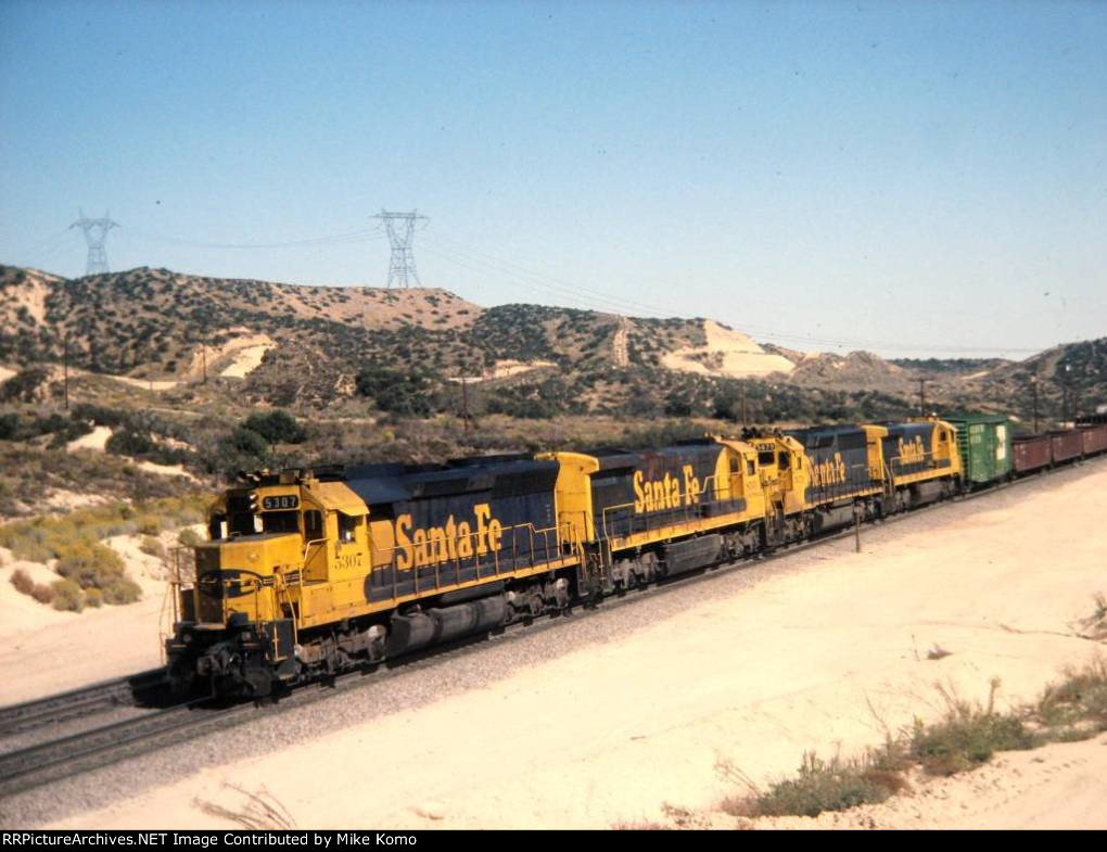 ATSF SD45 5307